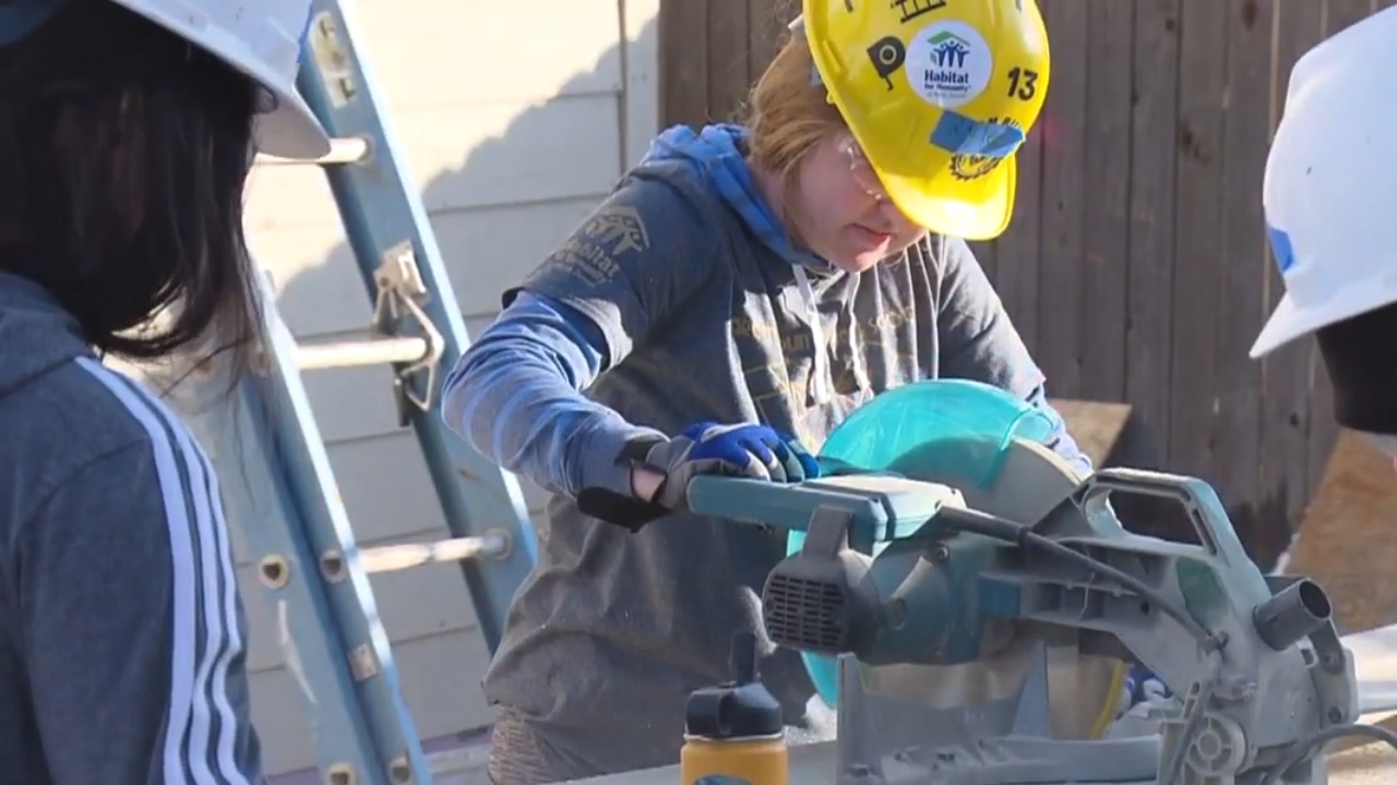Why Community Service Hours Are Essential for Students - Lopez Family ...